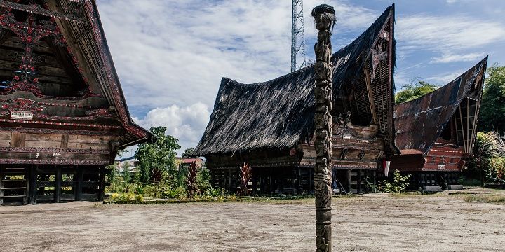 9 Fakta Menarik Tradisi Suku Batak, dari Larangan Menikah Satu Marga ...