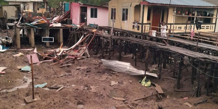 93 Rumah di Pulau Kasu Rusak Diterjang Puting Beliung, 5 Warga Terluka