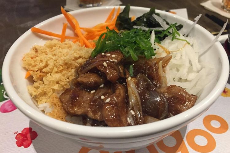 Foto : "Poke Bowl" yang Sedang Hits Bisa Dicoba di Sini Halaman 2