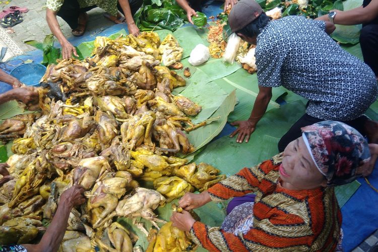 Foto : Upacara Cing-cing Goling, Tradisi Menjaga Sumber Air di Gunungkidul
