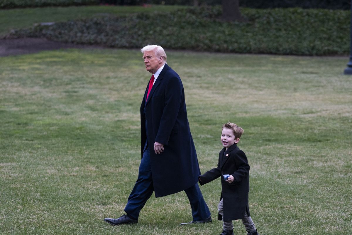 Potret Kedekatan Trump dan Lil X Anak Elon Musk, Viral di Media Sosial