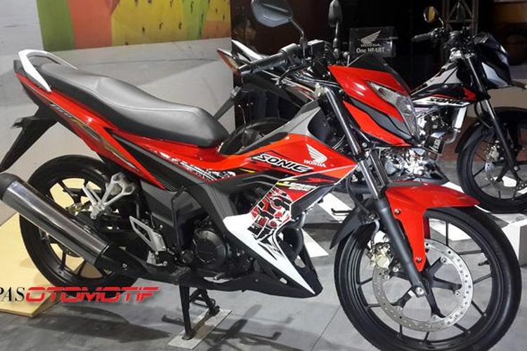 Duel Satria F150 dan Sonic 150R di Bursa Motor Bekas