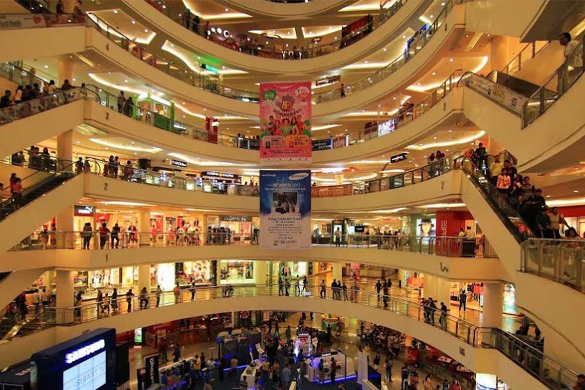 Pria Tewas Terjatuh di Tunjungan Plaza Surabaya, Berjalan Sendiri Lalu Melompat dengan ...