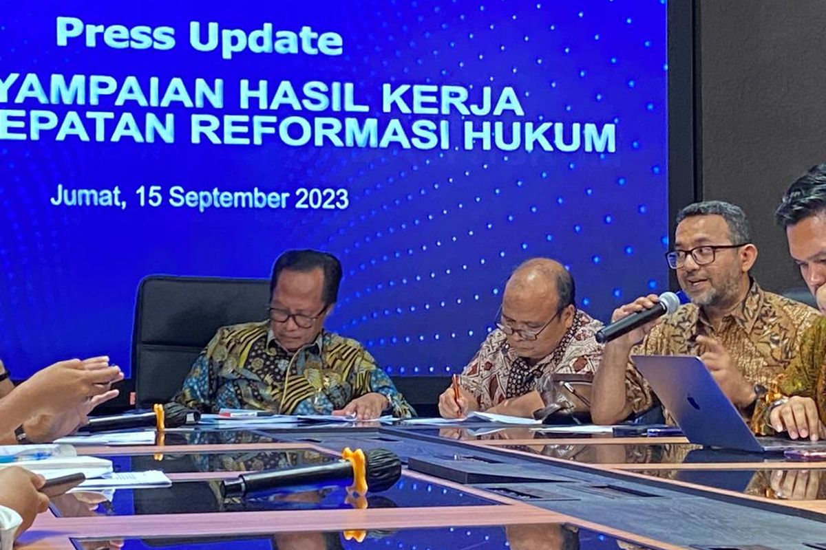 Tim Percepatan Reformasi Hukum Usul Penempatan Polisi di Kementerian/Lembaga Dibatasi