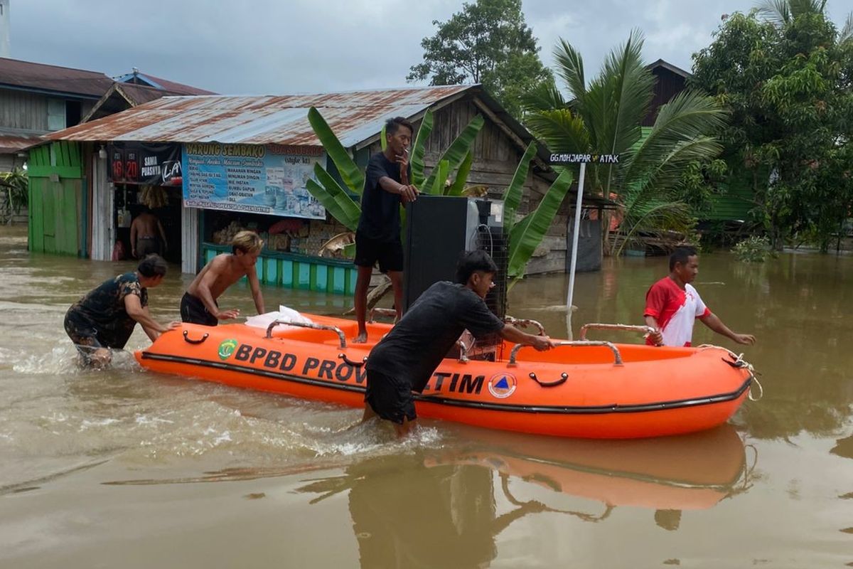 Banjir Mahakam Ulu Berangsur Surut, Air Bergerak ke Kawasan Hilir