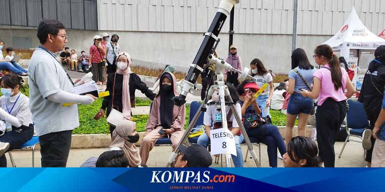 Saksikan Gerhana Matahari Hibrida dari Planetarium TIM, Warga: Senang ...