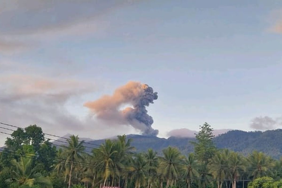 Mengenal Gunung Dukono yang Kembali Telan Korban, Erupsi Hampir Tanpa ...
