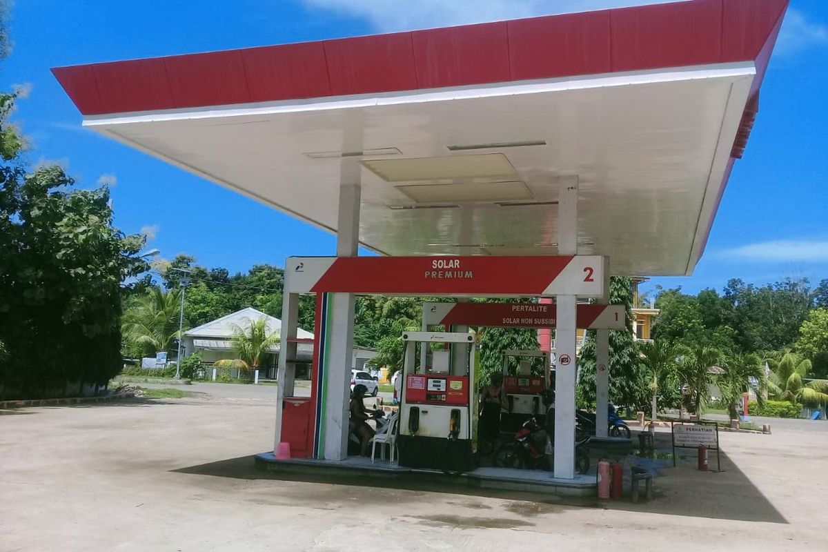 Pelanggan Mengeluh Kendaraan Mogok Usai Isi BBM di SPBU Manggarai Barat, Diduga Bercampur Air