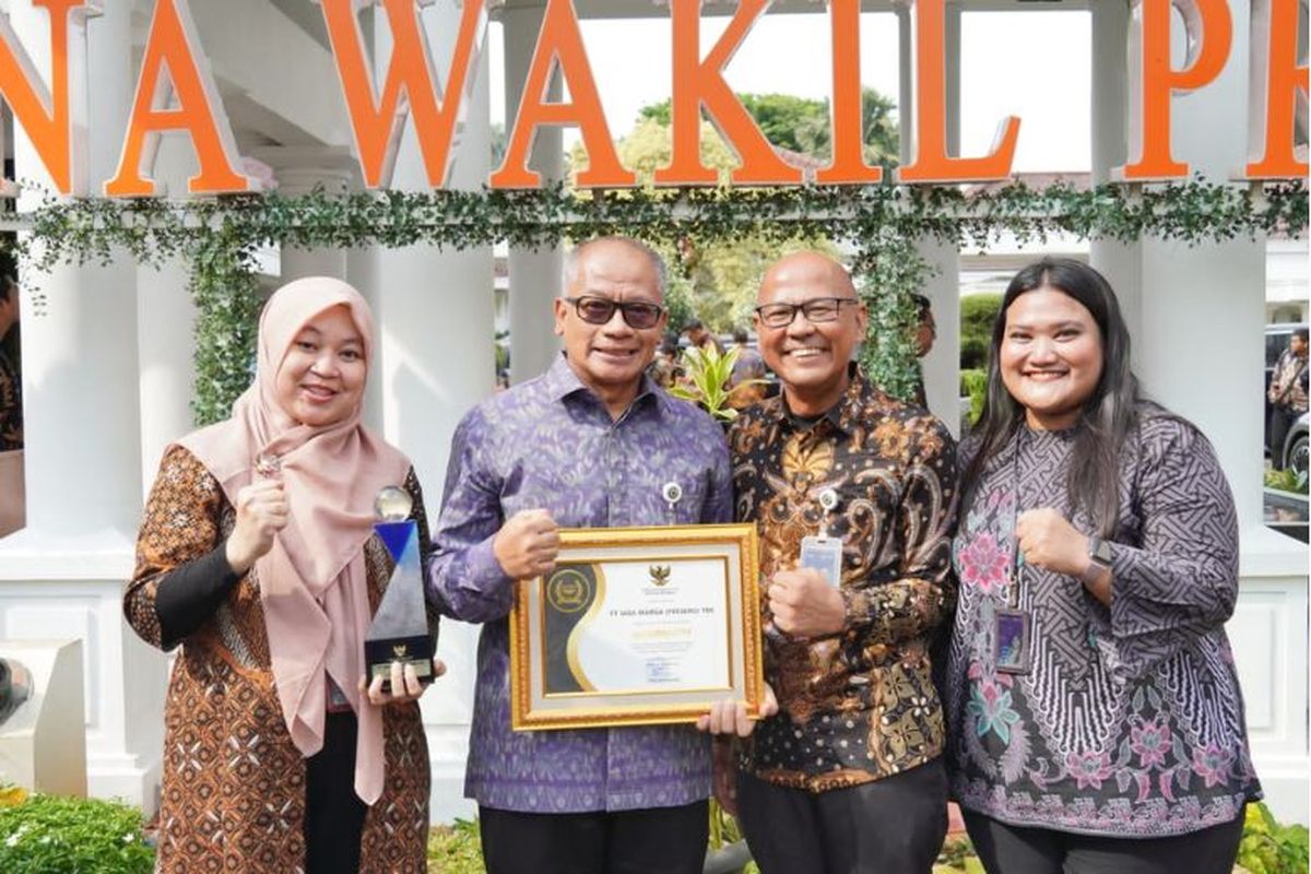 Jasa Marga Raih Predikat Informatif di Anugerah Keterbukaan Informasi Publik 2023