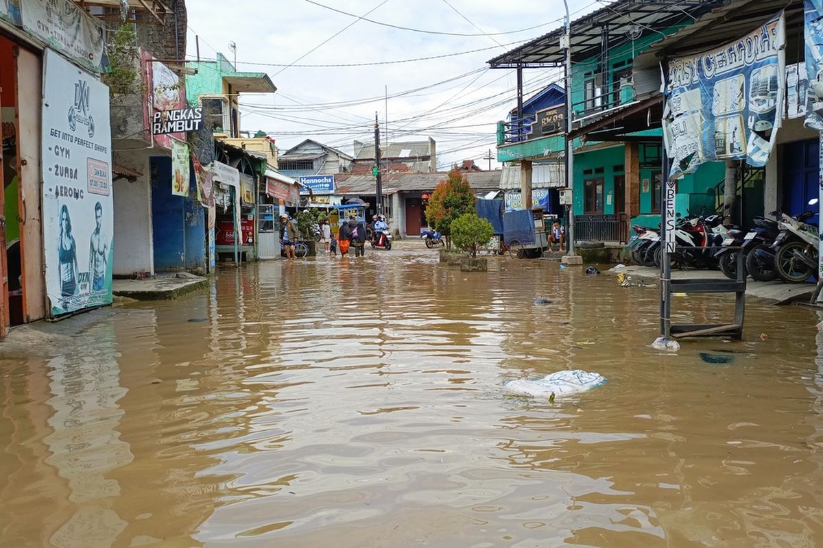 Banjir Rendam Bojongsoang Bandung, Satu Rumah Roboh dan Warga Mengungsi