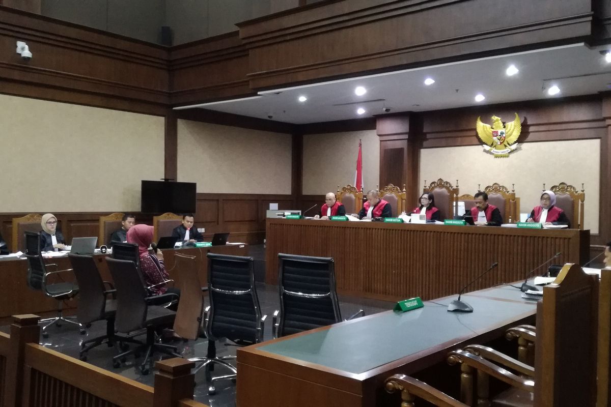 Saksi Konfirmasi Beri Rp 20 Miliar ke Teman Akil Mochtar untuk Urus ...