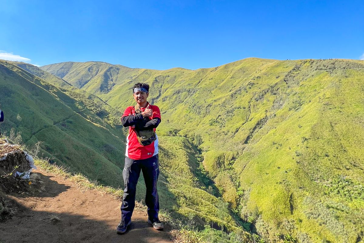 Lokasi Bukit Premium, Padang Sabana Mirip Sumba di Jawa Timur