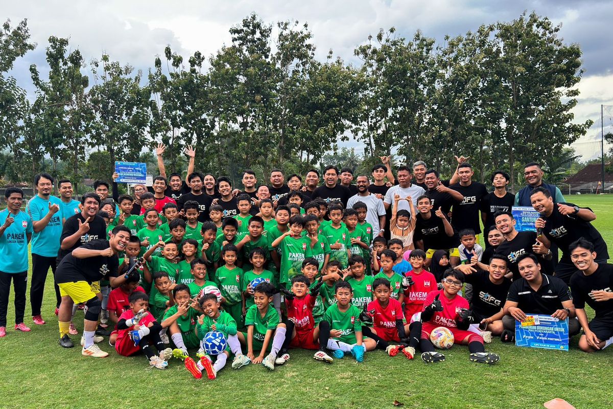 Legenda Timnas Indonesia Beri Pelatihan Sepak Bola Usia Dini dan Aksi ...