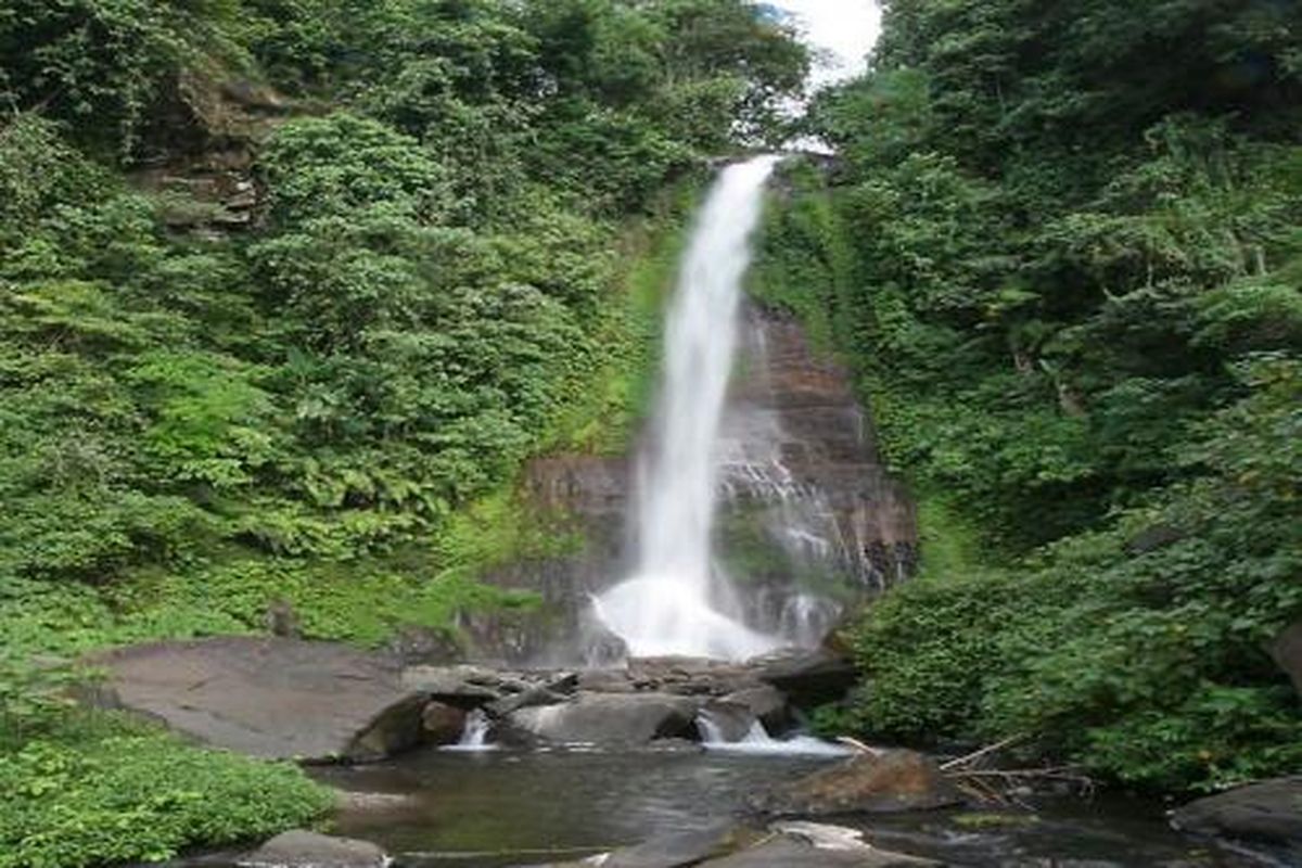 Air Terjun Gitgit di Bali: Daya Tarik, Jam Buka, dan Rute