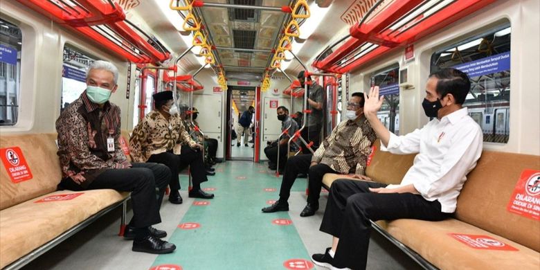 Jokowi Inaugurates Indonesia's Yogyakarta-Solo Commuter Line