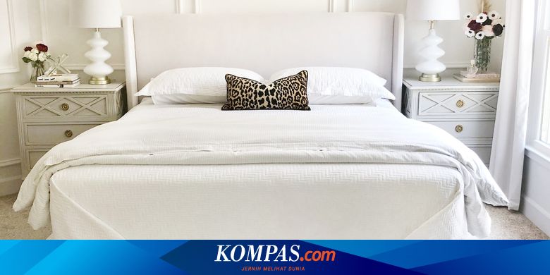 Catat, 4 Tips Memilih Ukuran Meja Nakas yang Tepat