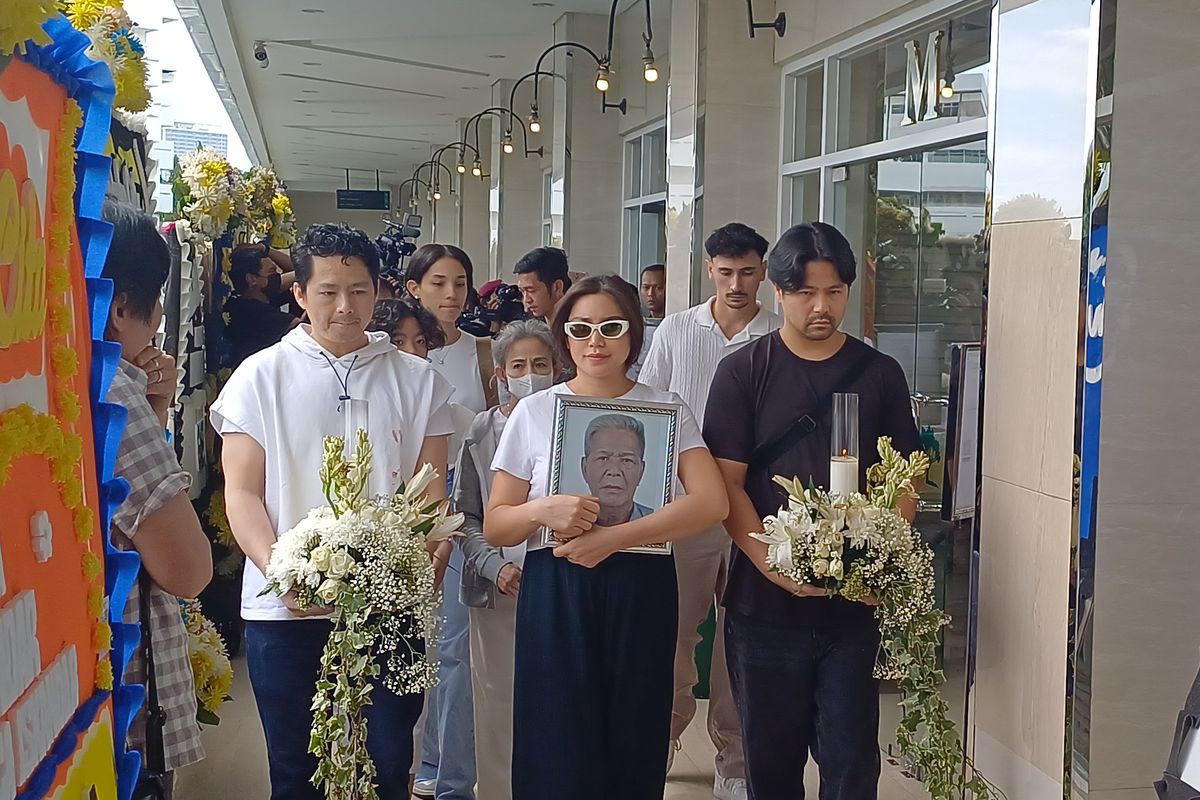 Keikhlasan dan Kenangan Jessica Iskandar tentang Mendiang Ayahnya