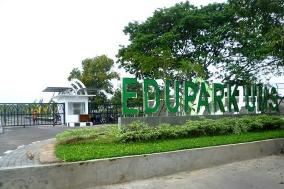Kirab Api Asian Games Singgah di Edupark UMS Solo