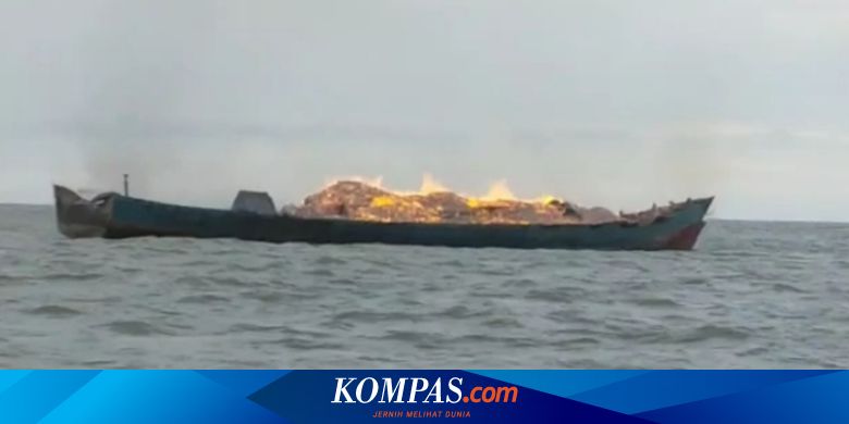 Kapal Pengangkut Arang dan Tepung Sagu Terbakar di Perairan Riau, 6 ABK Terombang-ambing 5 Jam ...