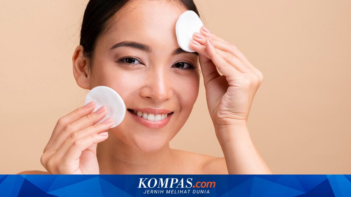 Sebelum Ikut Tren, Ketahui Manfaat Pakai Toner Pad