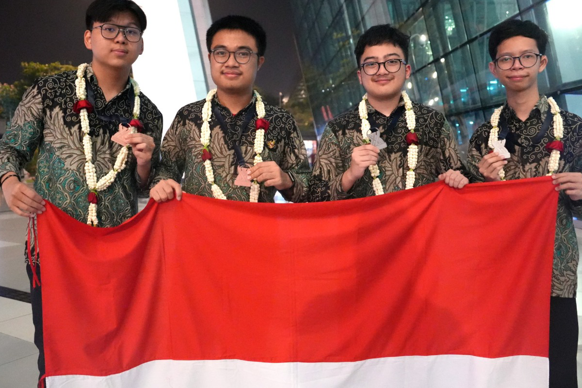 Siswa Indonesia Raih 4 Medali di Olimpiade Kimia Internasional 2025