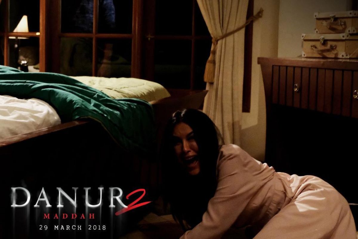 Sinopsis Danur 2: Maddah, Perilaku Tak Wajar Bucek Depp