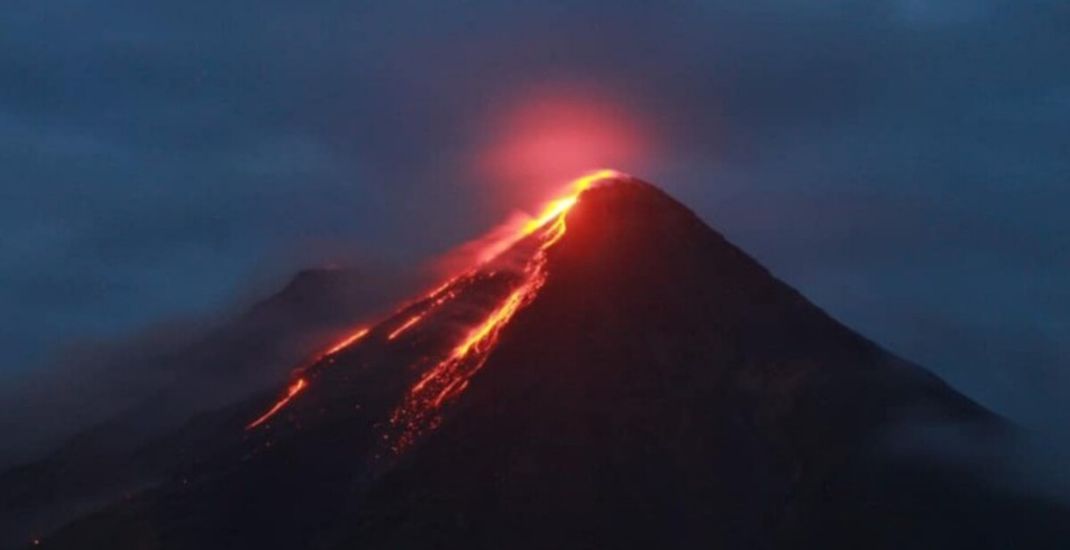 Mengapa Gunung Berapi Bisa Meletus?