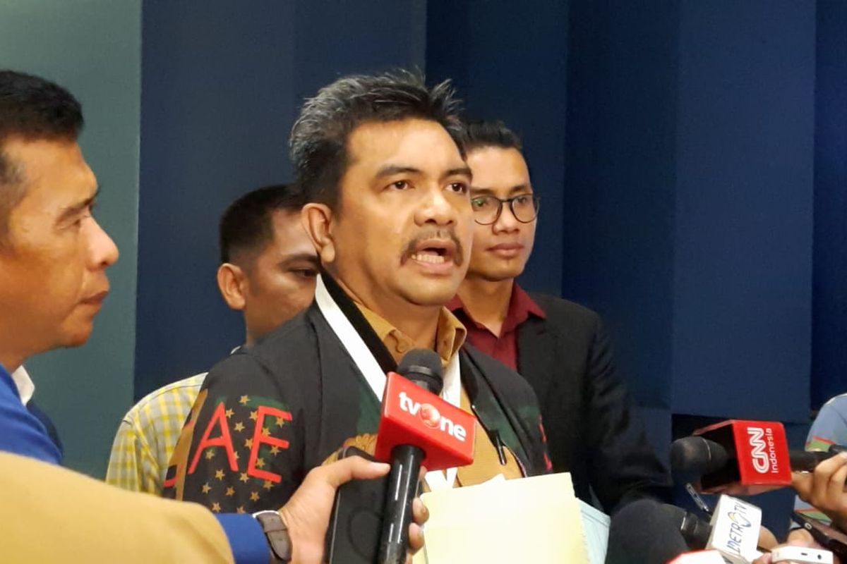 Pengacara Baru Hasnaeni: Saya Sih Berharap Pak Hasyim Asy'ari Mundur