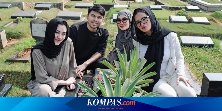 Ziarah ke Makam Adjie Massaid Bareng Thariq Halilintar, Aaliyah: Don't Worry Dad