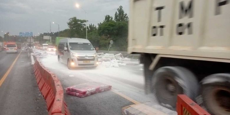 Berita Terkini Harian Tol Cipularang Km 91 Terbaru Hari Ini - Kompas.com