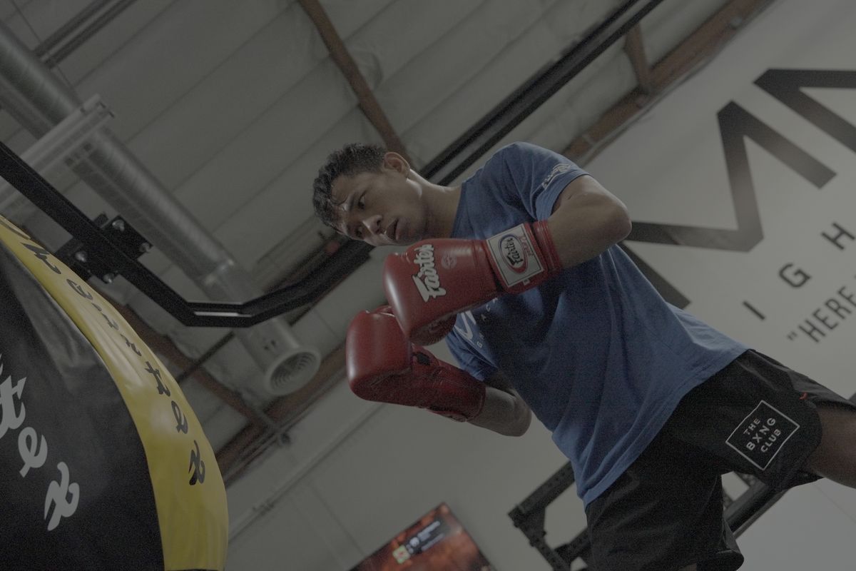 Cage Warriors 165: Ronal Siahaan Coreng Rekor Petarung Amerika, Bidik ...