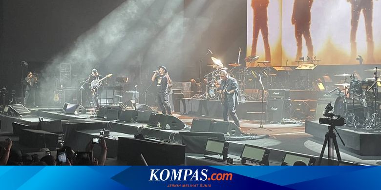 PADI Reborn Buka Konser 50 Tahun God Bless