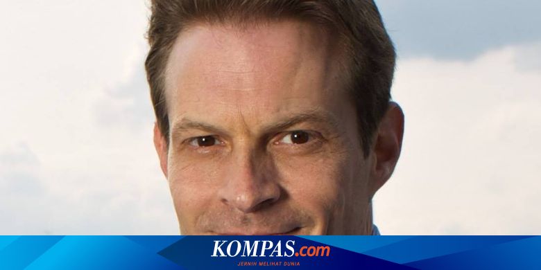 [Biografi Tokoh Dunia] Srdja Popovic dan Ajaran “Demo” Tanpa Kekerasan