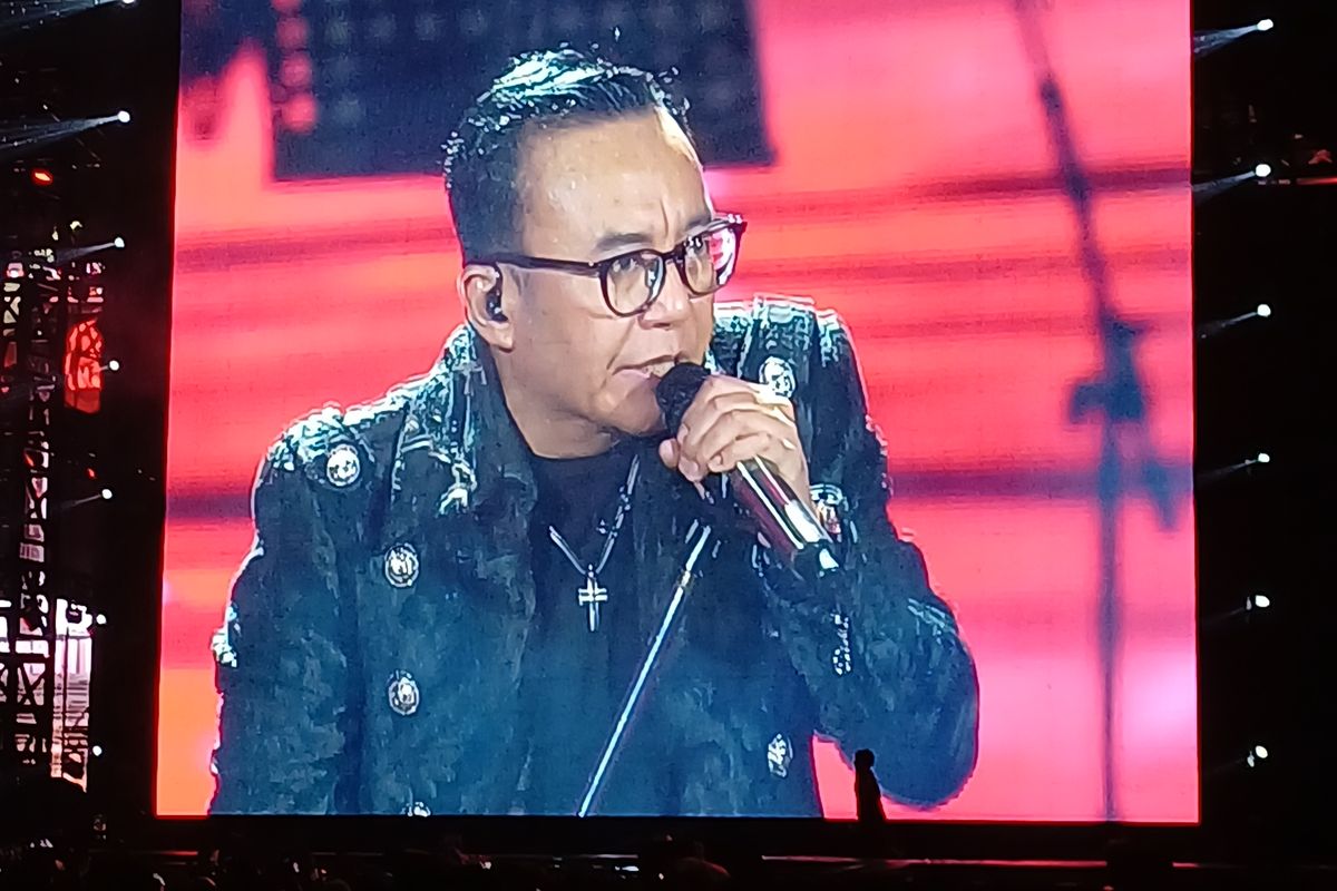 Ari Lasso Jadi Tamu Spesial di Konser Bryan Adams Tahun Depan