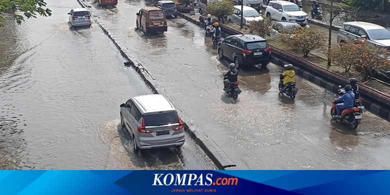 Cara Mobil Aman Melewati Banjir, Jangan Ngebut
