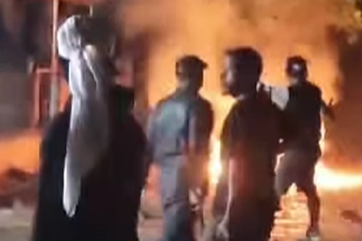 Rumah Warga di Depok Dibakar Massa, 11 Orang Ditangkap