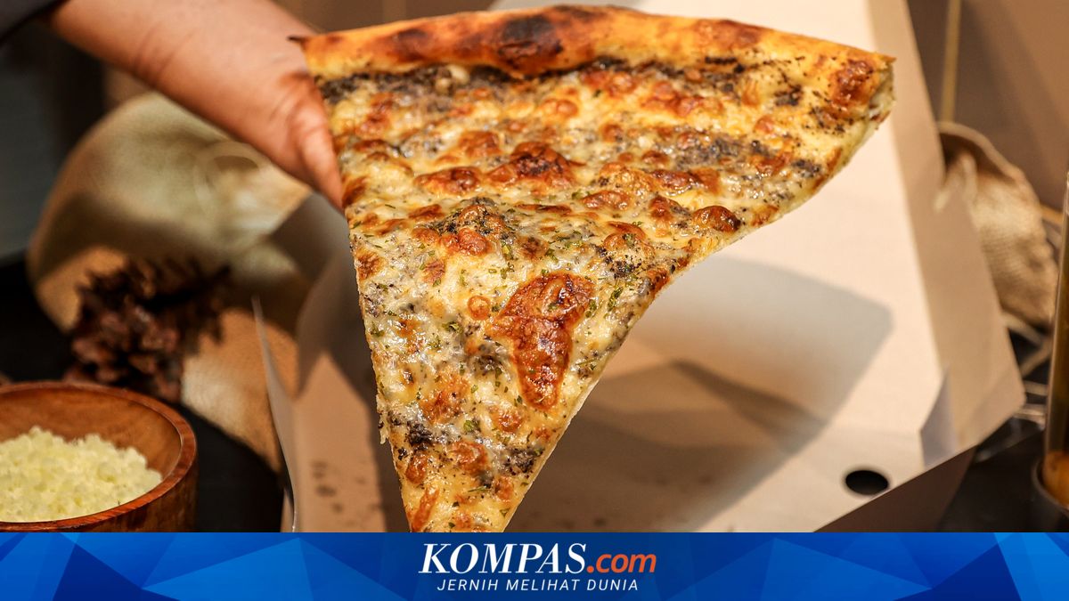 Mengenal Sliced Pizzeria di SCBD, Sajikan Potongan Piza Jumbo