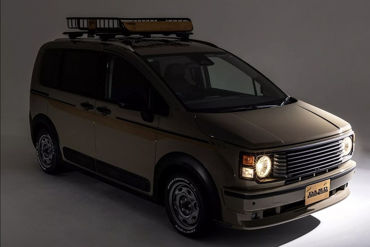 Modifikasi JDM: Honda Freed & Step WGN Bergaya Retro Amerika