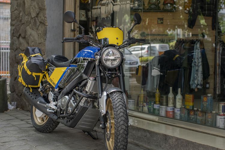 Foto : Modifikasi XSR 155 Overlander, Buat yang Suka Berpetualang Ringan