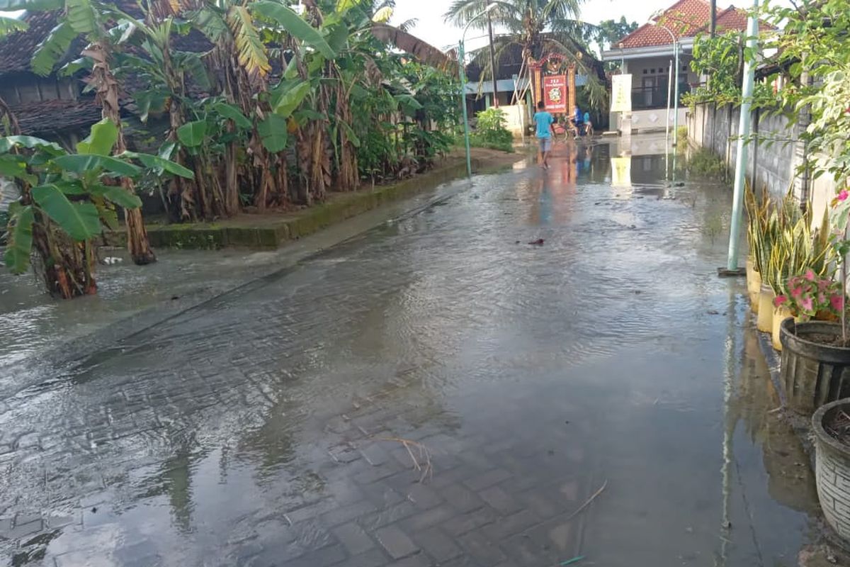 6 Desa di Gresik Banjir akibat Luapan Kali Lamong, Ratusan Rumah Warga Terendam