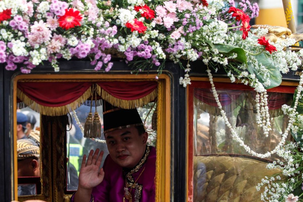 Perjalanan Penobatan Gusti Purboyo Jadi Raja Keraton Surakarta ...