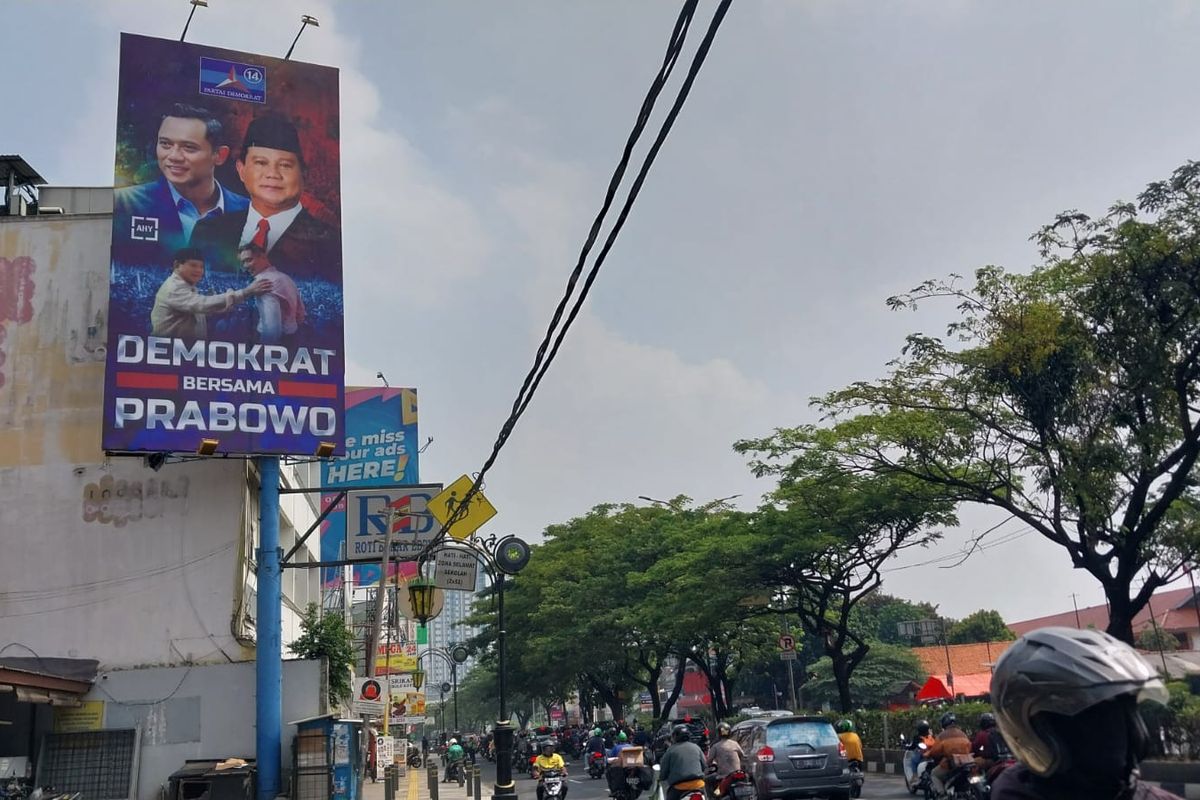 Pasang Baliho Prabowo-AHY Tanpa Gibran, Partai Demokrat Pastikan Tak ...