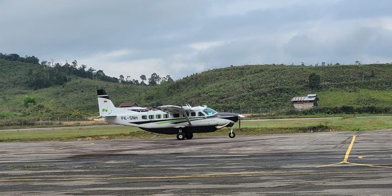 Berita Terkini Harian Runway Bandara Binuang Amblas Terbaru Hari Ini ...