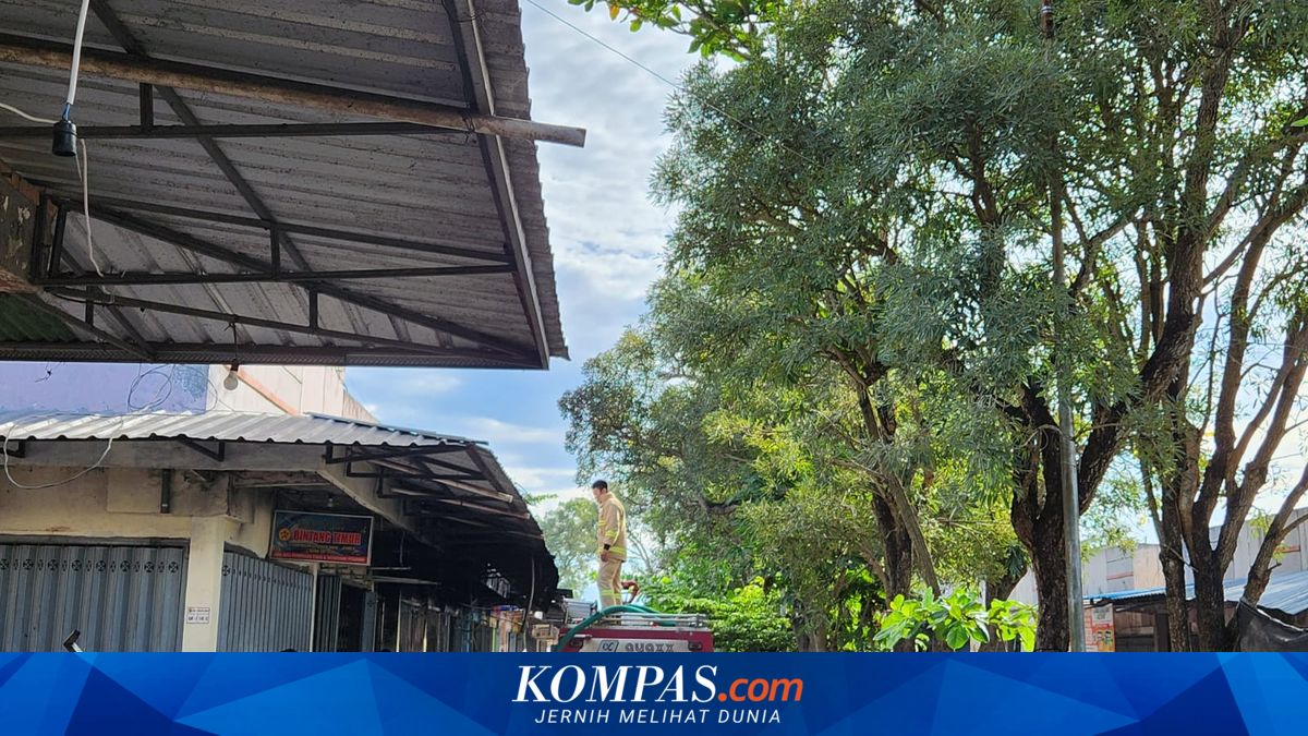 Pasar Baru Kencong Jember Terbakar, 6 Kios Ludes