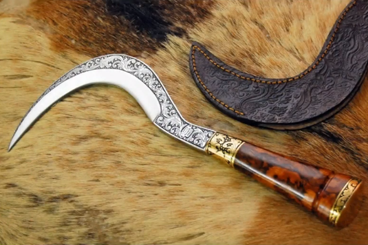 6 Senjata Tradisional Jawa Timur, Salah Satunya Clurit