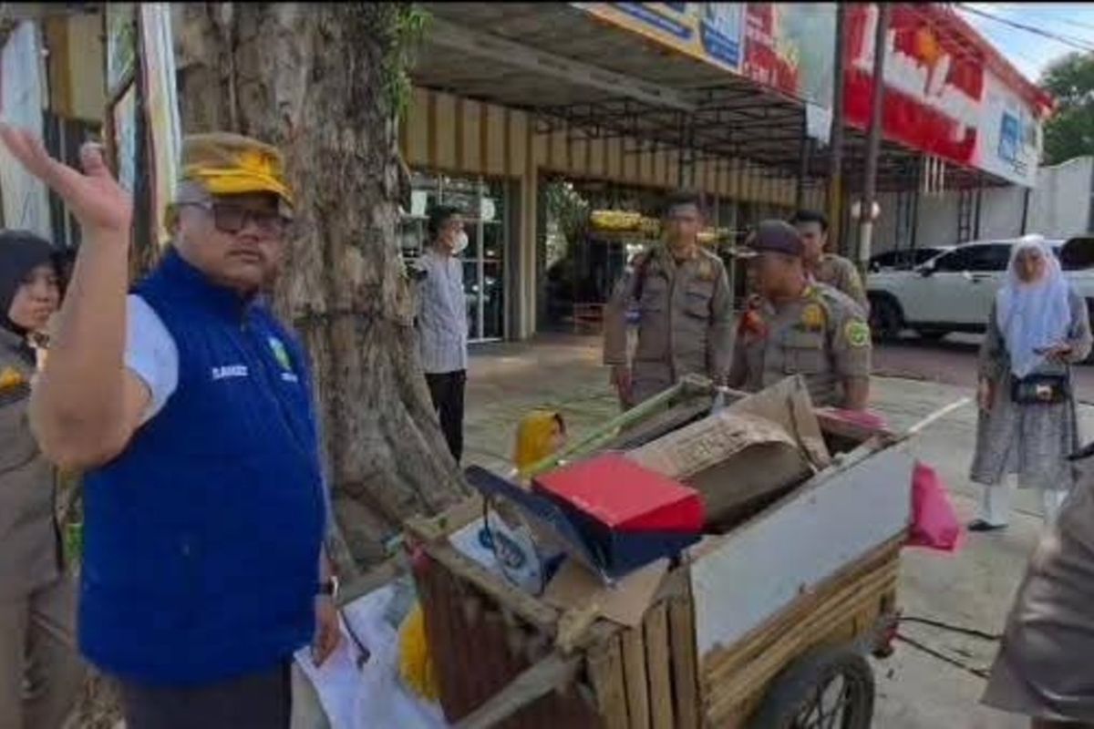 Dinsos Kota Bengkulu Tertibkan Pengemis Berkedok Gerobak Pemulung