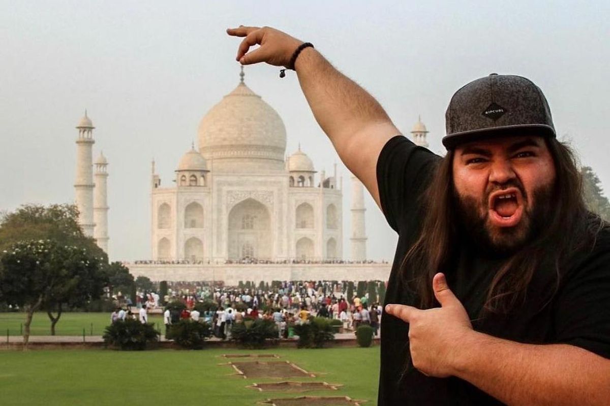 Lirik dan Chord Lagu Gorgeous Face - Rick Pino