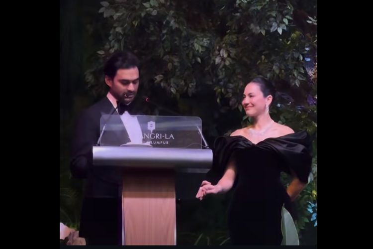 Momen Romantis Pevita Pearce dan Mirzan Meer Gelar Resepsi di Malaysia