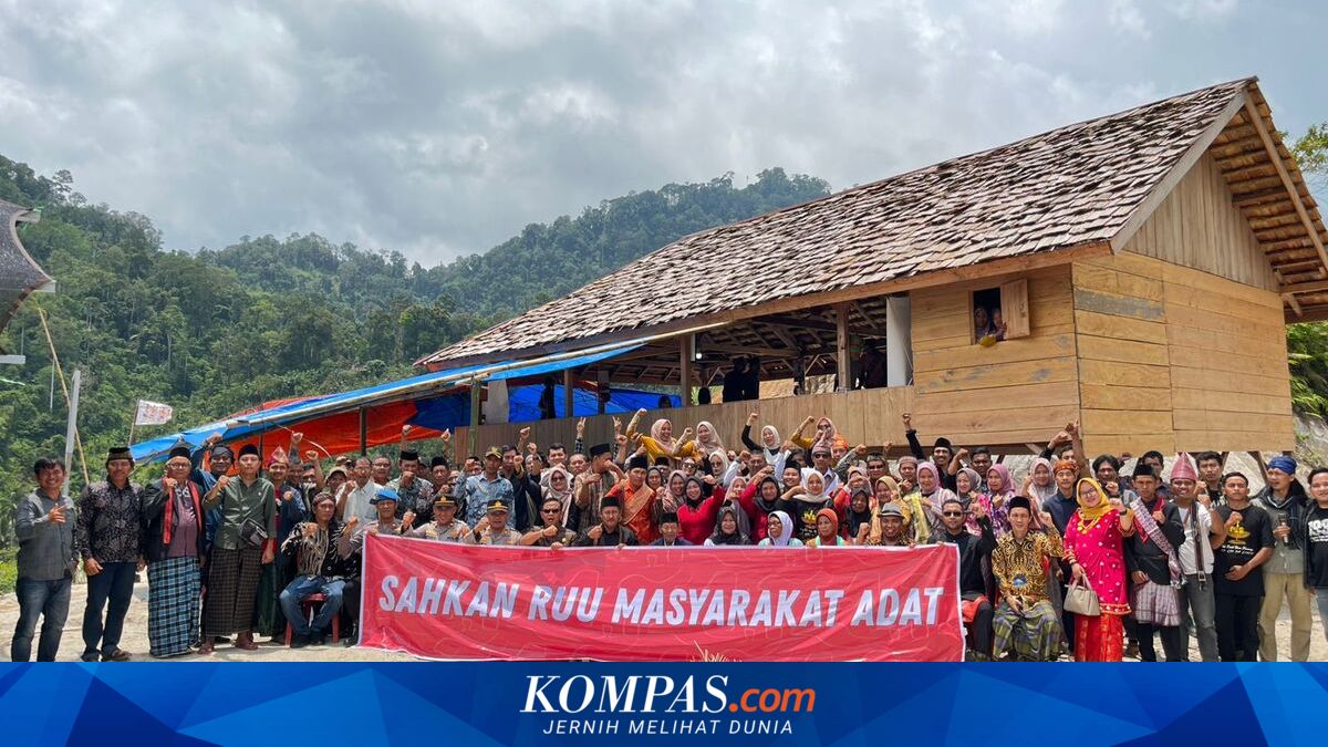 Warga Semende Ulu Nasal Resmikan Sekolah Adat "Tunggu Tubang"