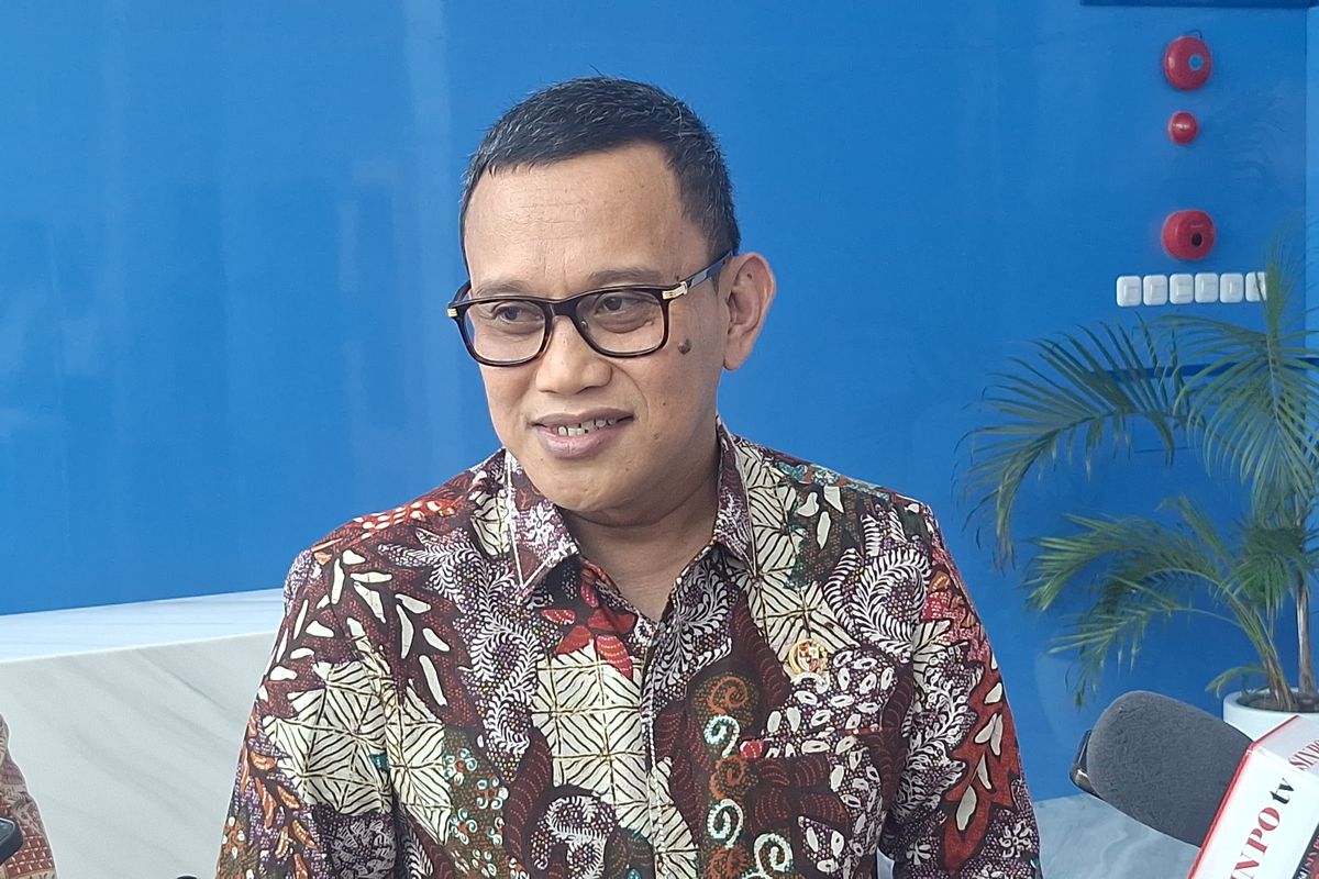 Ramai Tren Kabur Aja Dulu, Menteri P2MI: Kerja di Luar Negeri Bisa Bantu Negara